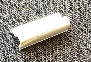 Custom Made - Screen retaining clip for Milestone windows - screen spa ...